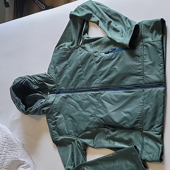 Ascend | Jackets & Coats | Ascend Hybrid Jacket For Men | Poshmark